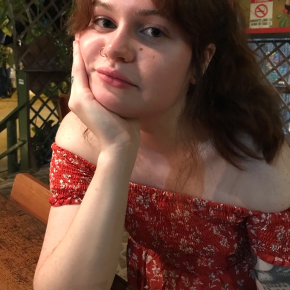 Tara's Closet (@tara_lister) | Poshmark